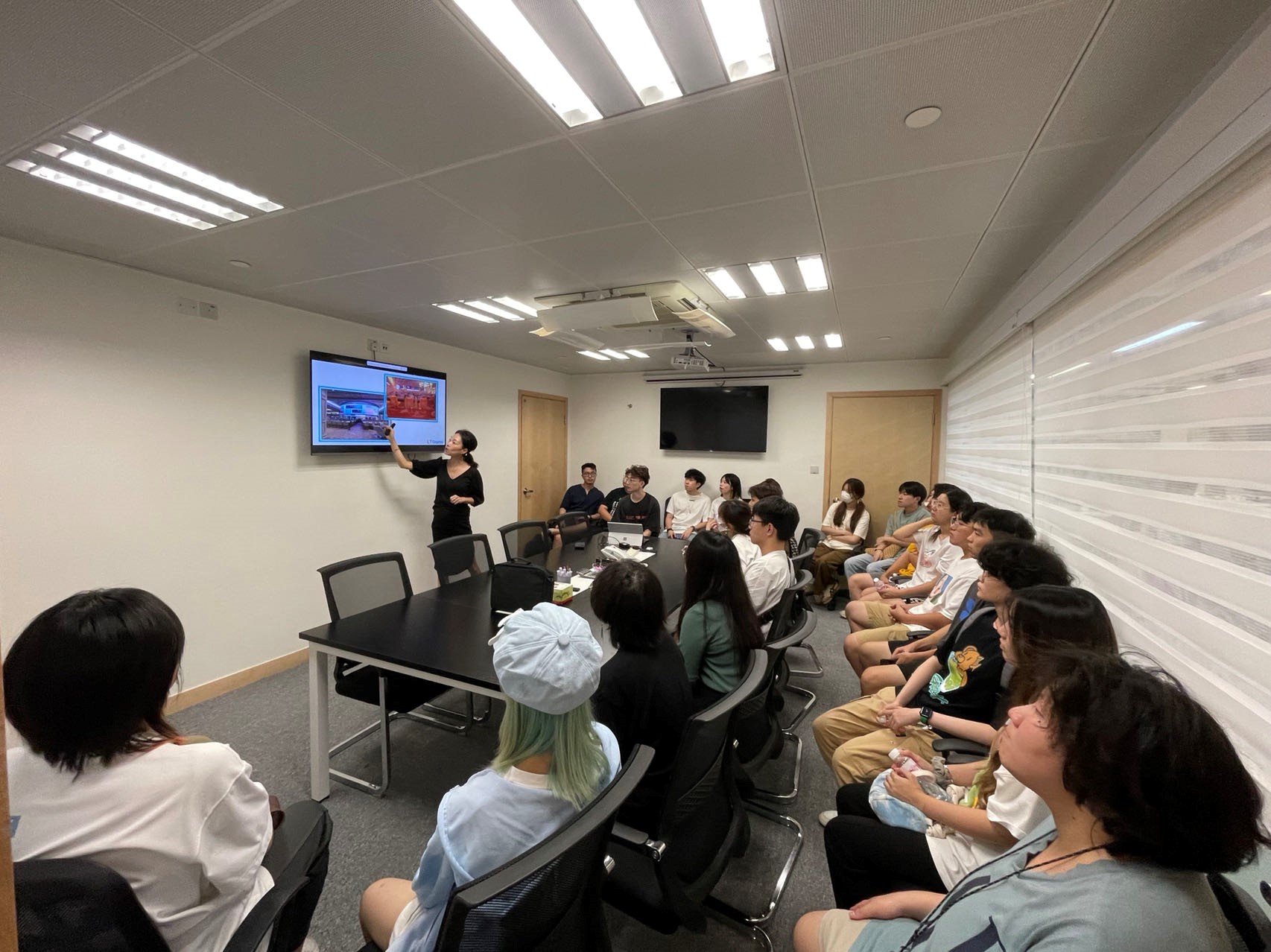 澳科大酒旅學院師生參訪全球兩大遊戲和娛樂場供應商——LT Game及Aristocrat Gaming